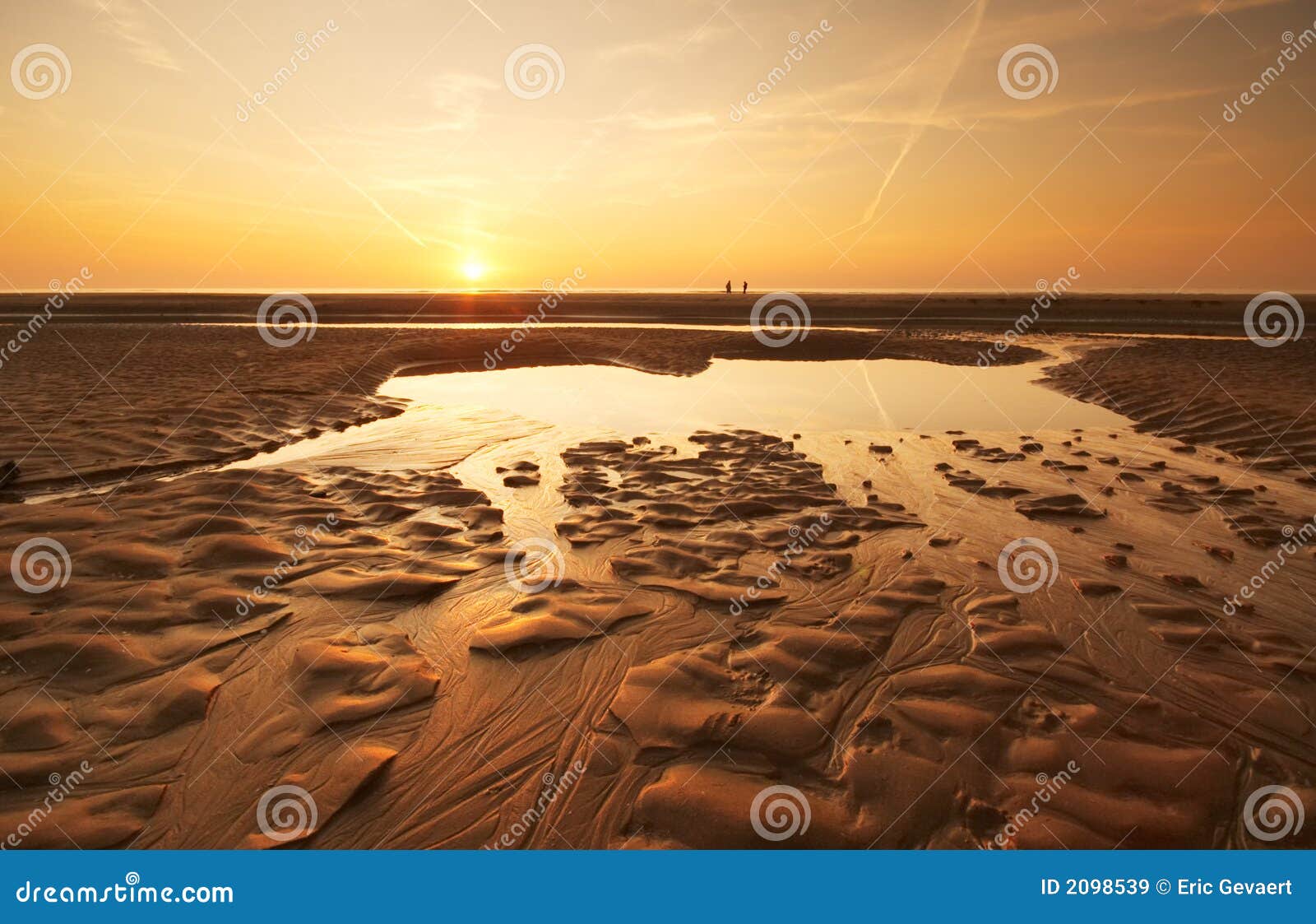 De Avond Van De Zonsondergang Stock Afbeelding - Image of oceaan ...