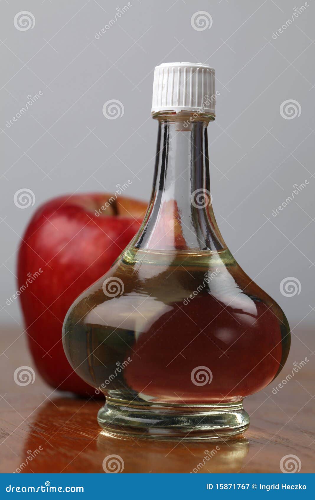 De azijn van de appel stock afbeelding. Image of specerij - 15871767