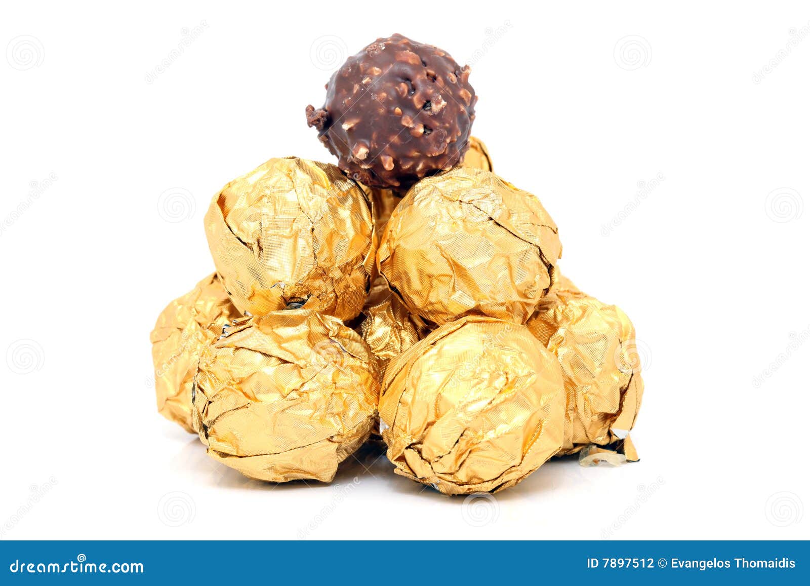 De ballen van de chocolade stock foto. Image of gebakje - 7897512