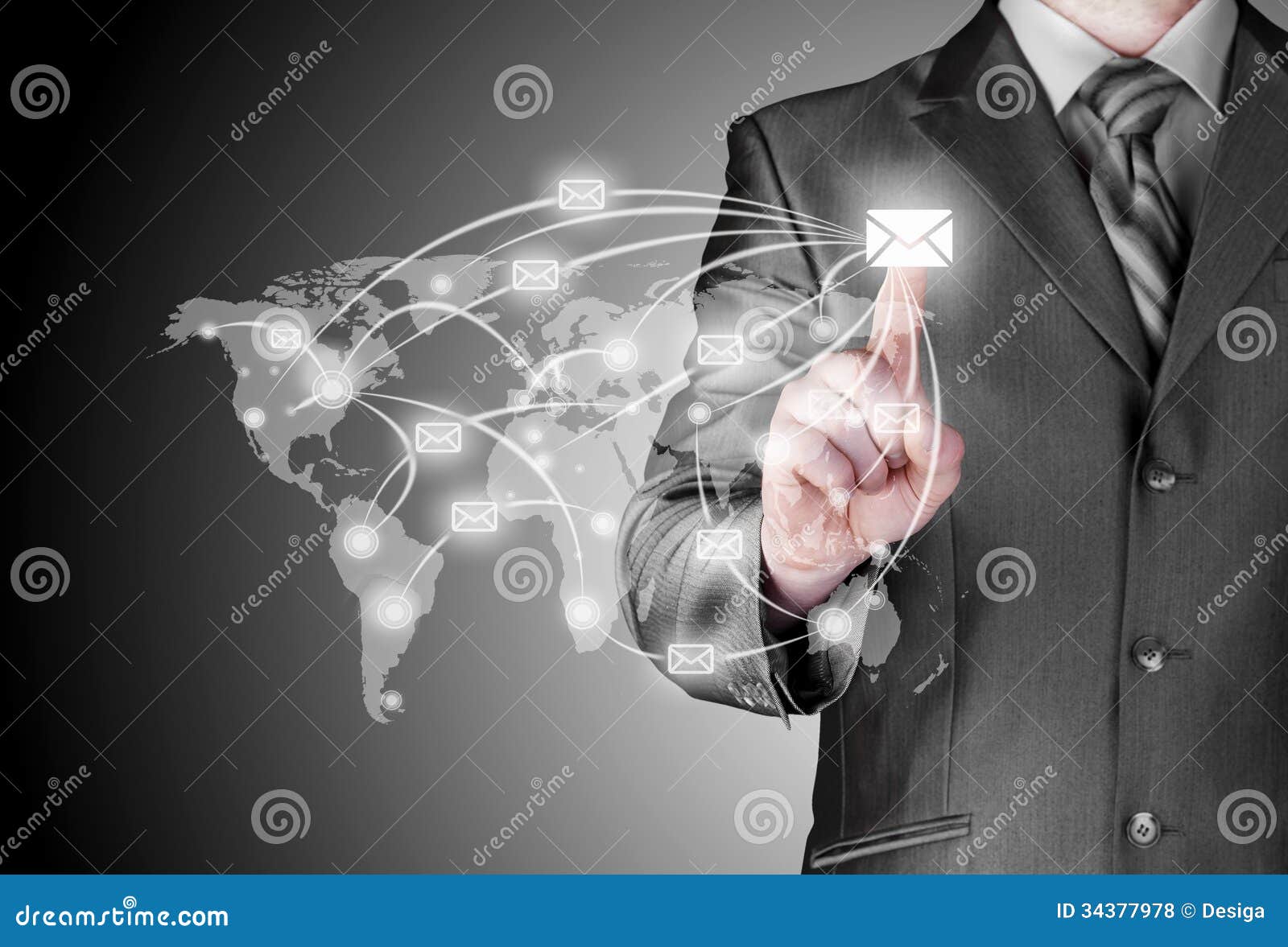 De Bedrijfsmens Verdeelt Digitale Post Stock Foto - Image of digitaal ...