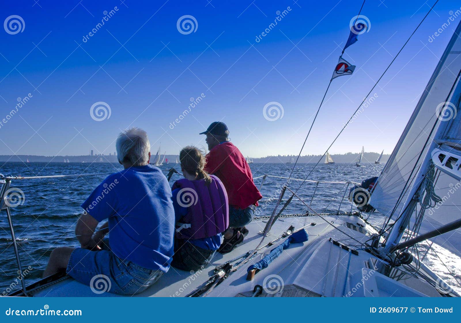 De Bemanning Van De Zeilboot Stock Afbeelding - Image of team, mens ...
