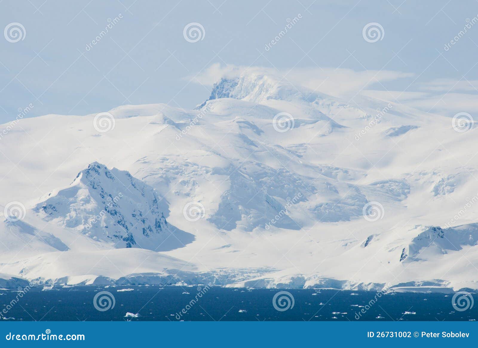 De Bergen Van De Sneeuw in De Zuidpool Stock Foto - Image of extreem ...