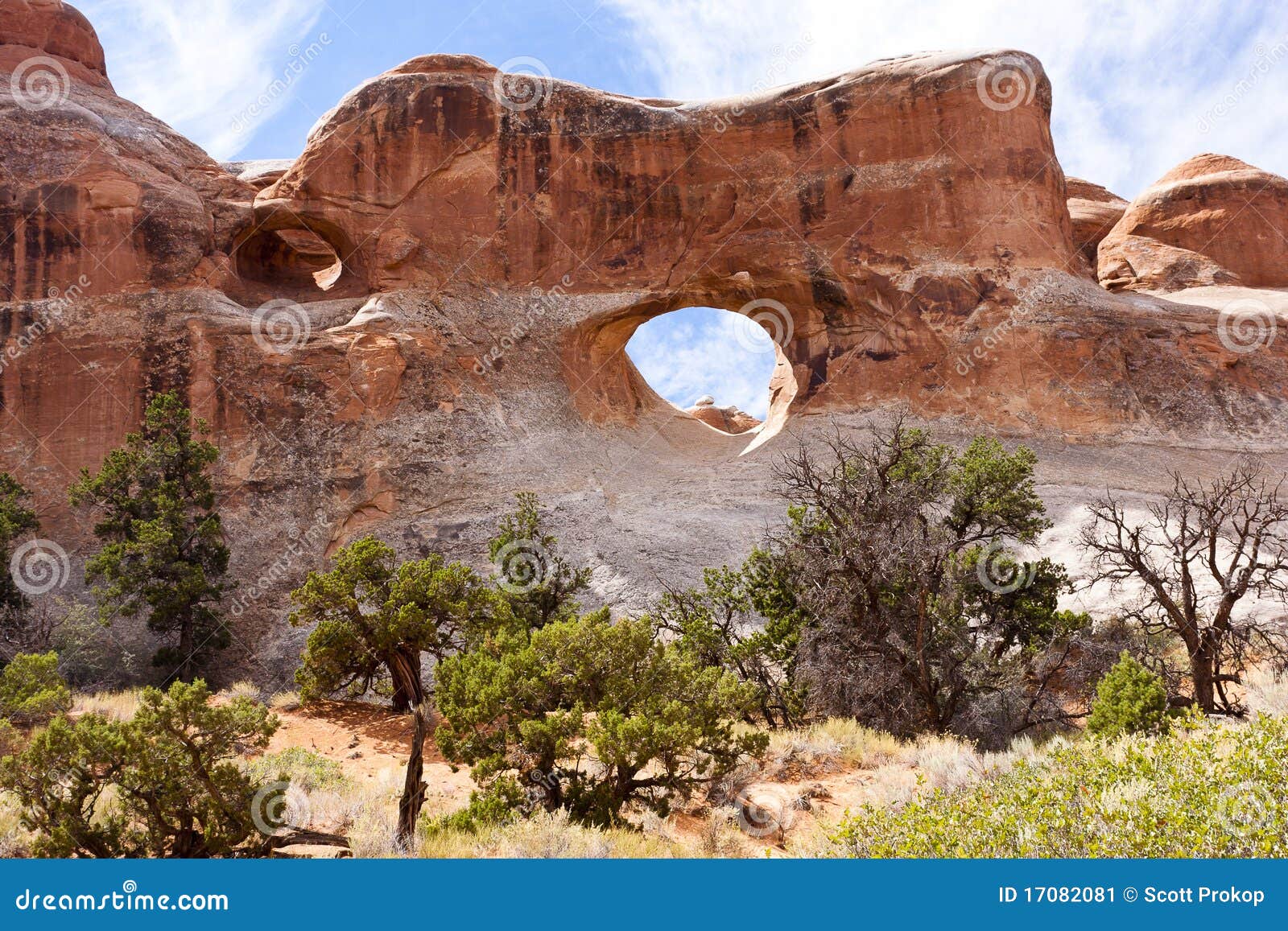 De Boog Van De Tunnel Bij Het Nationale Park Van Bogen Stock Afbeelding ...