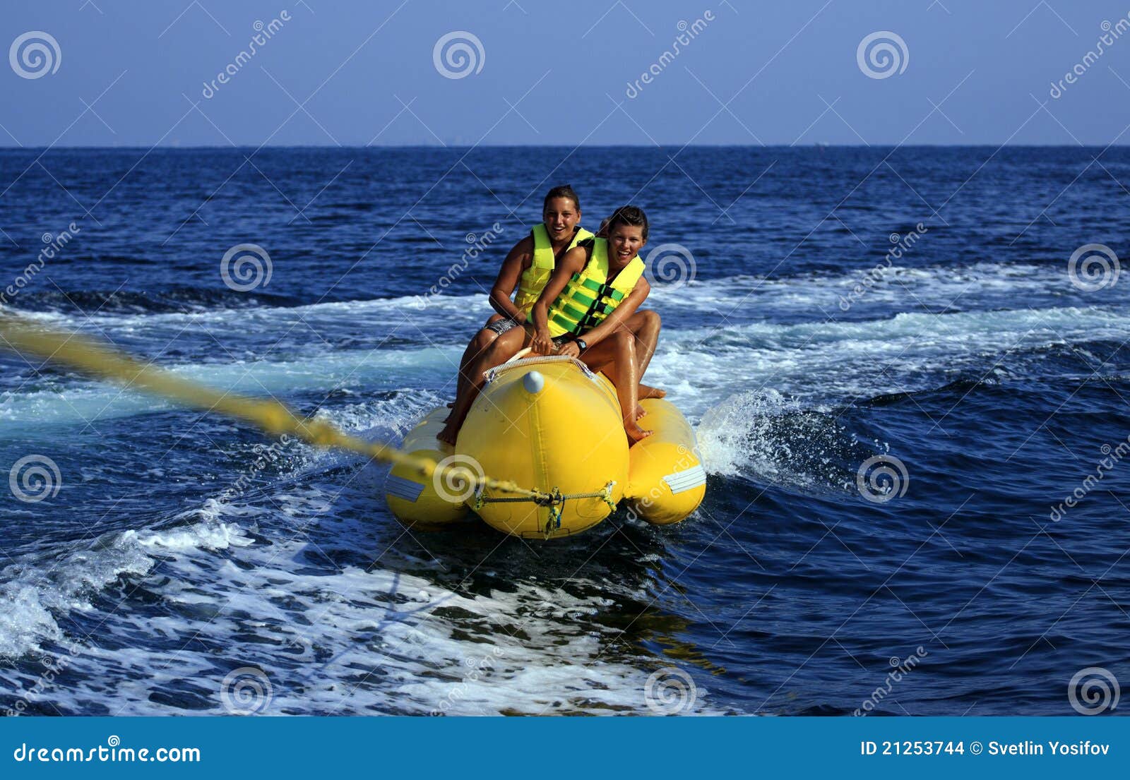 De Boot van de banaan stock foto. Image of jong, vermaak - 21253744