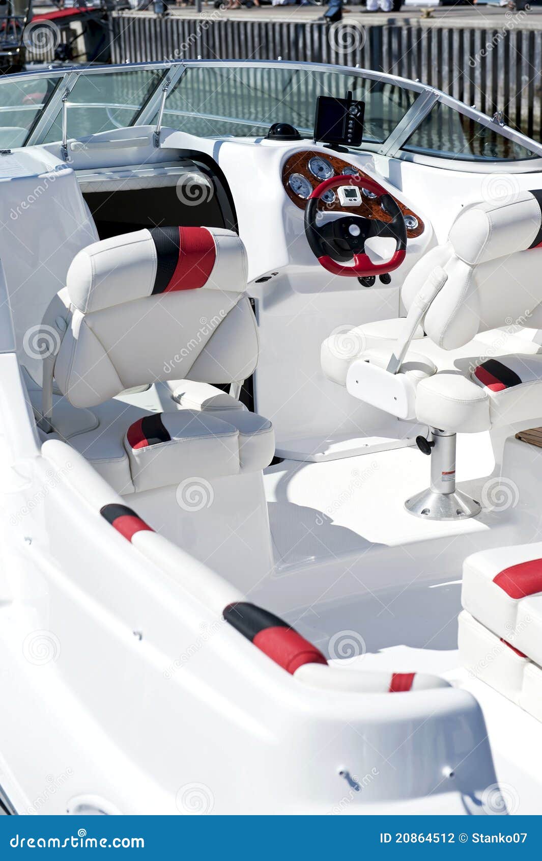 De boot van de motor stock foto. Image of raad, vastgelegd - 20864512