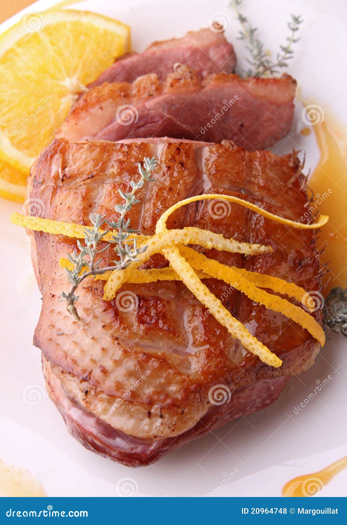 De Borst Van De Eend En Oranje Saus Stock Foto - Image of sinaasappel ...