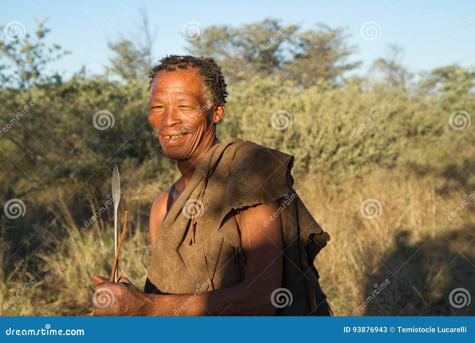 De Bosjesmannen Van Botswana Redactionele Stock Foto - Image of ...