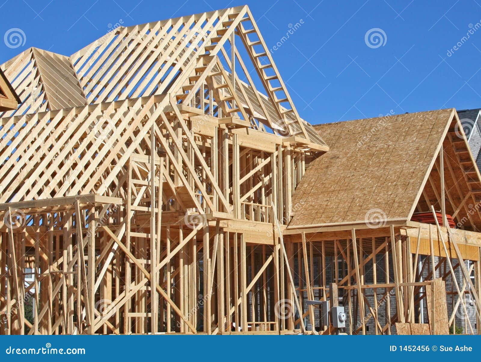 De bouw van het huis stock foto. Image of gebouw, woonplaats - 1452456