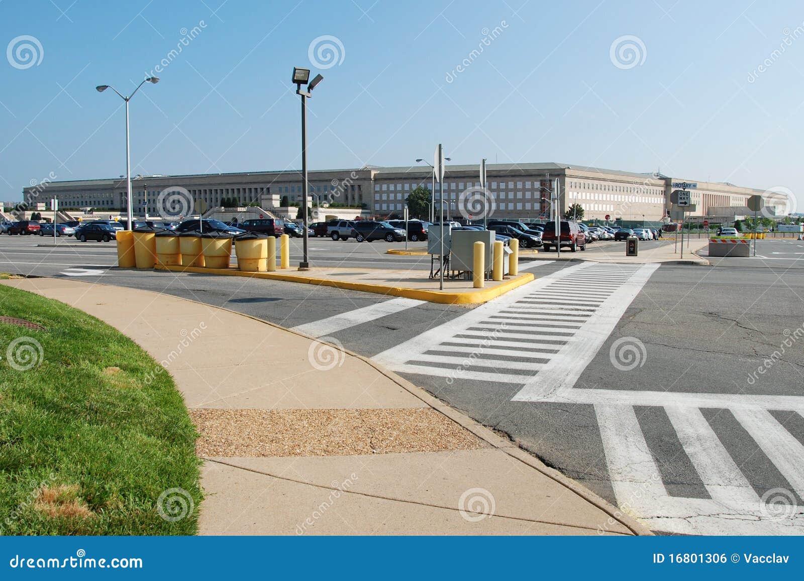 De Bouw Van Het Pentagoon in Washington DC Redactionele Foto - Image of ...