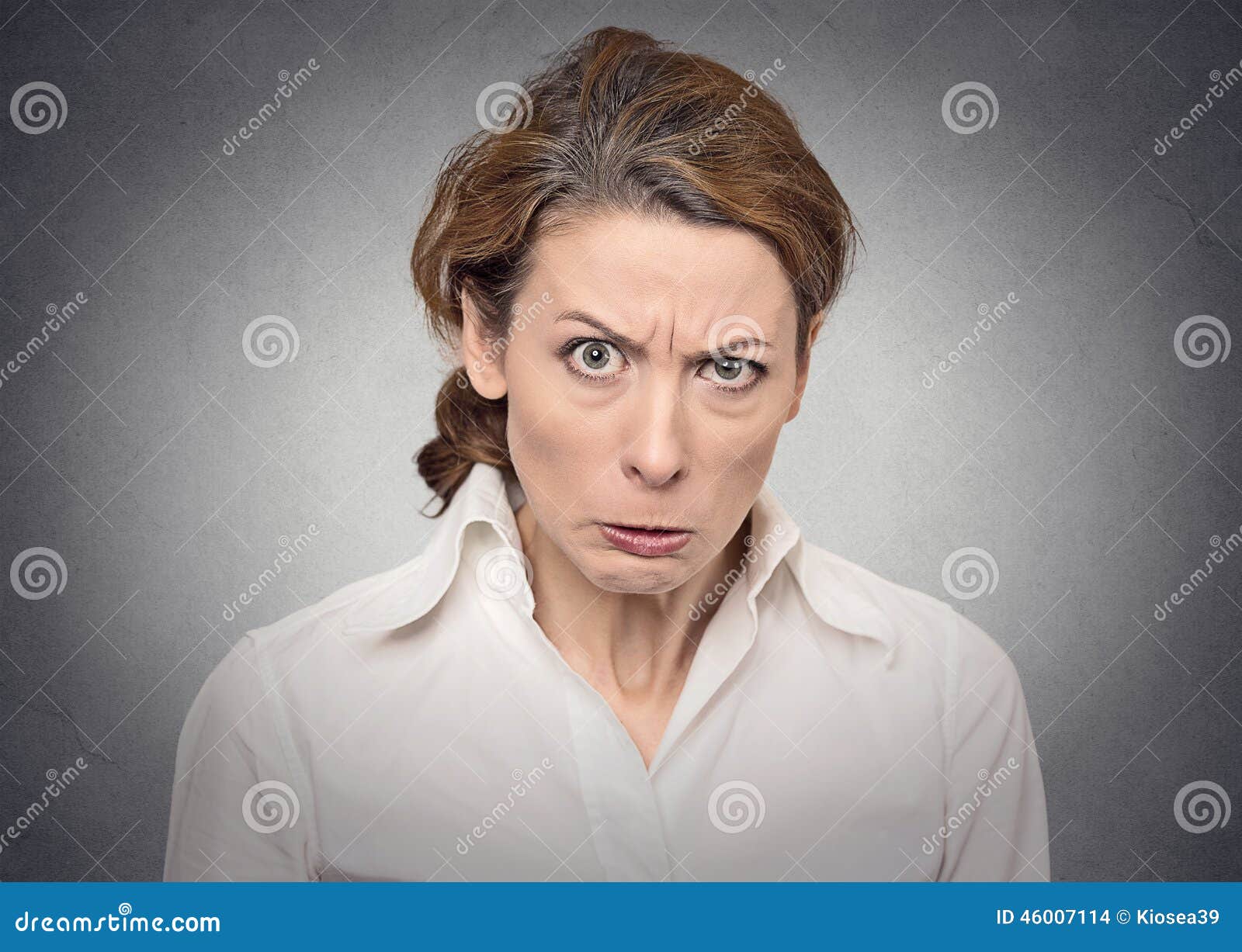 De Boze Vrouw Van Het Portret Stock Foto - Image of wijfje, ingewikkeld ...