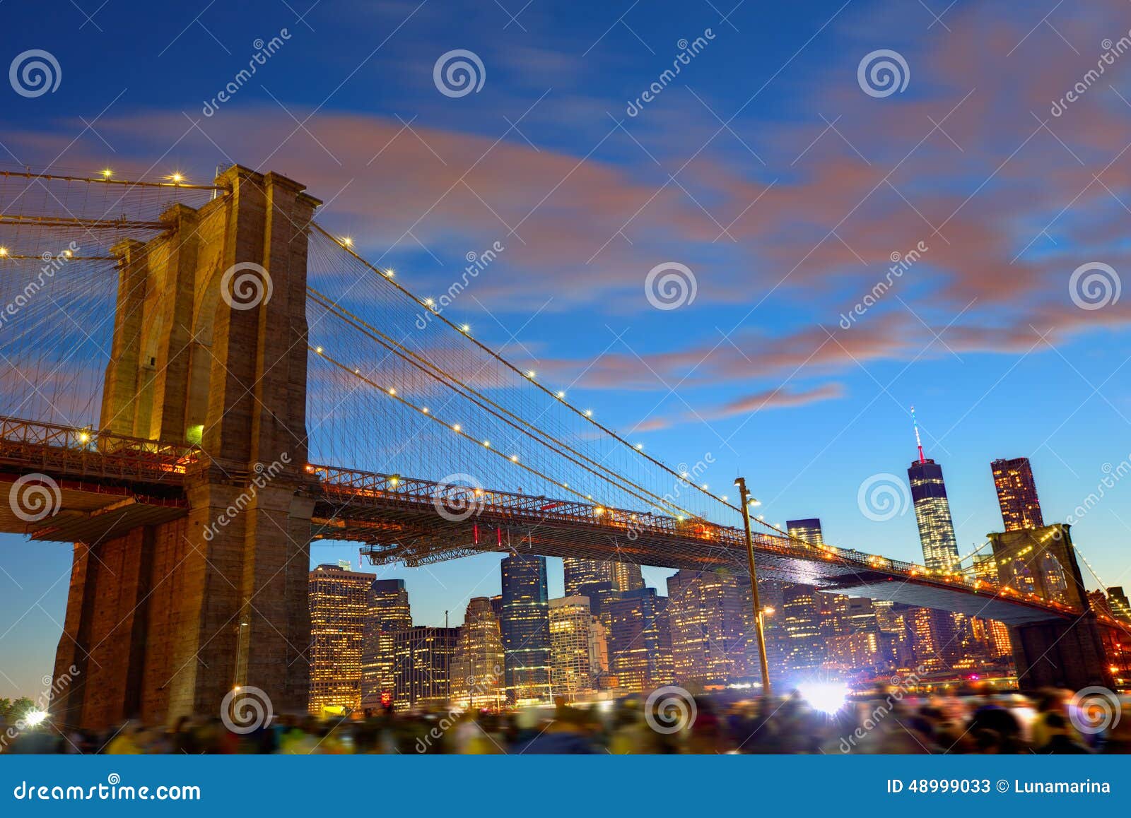 De Brug Van Brooklyn En De Horizon 4 Van Manhattan Juli Stock ...