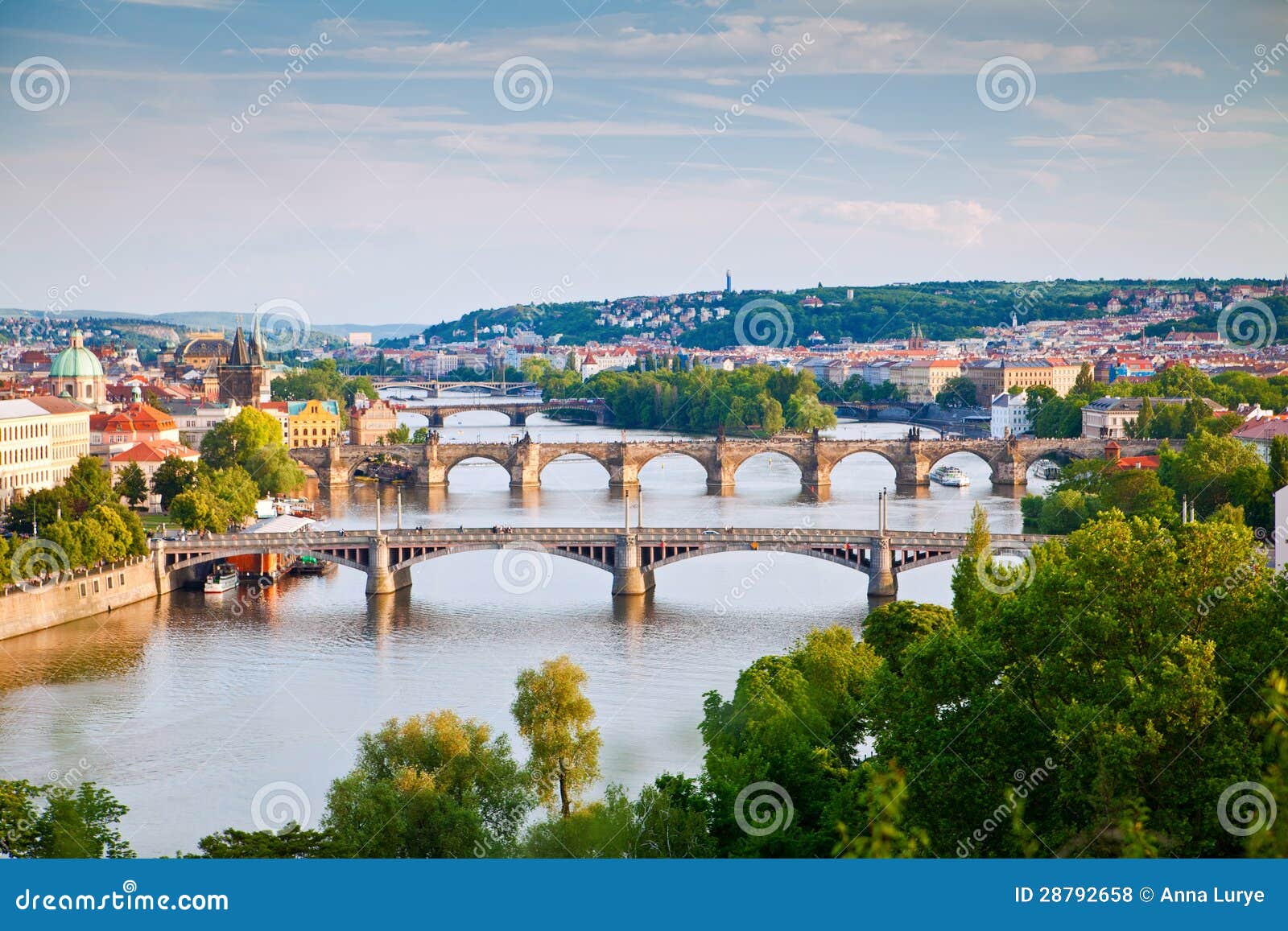 De Bruggen van Praag stock foto. Image of europa, brug - 28792658