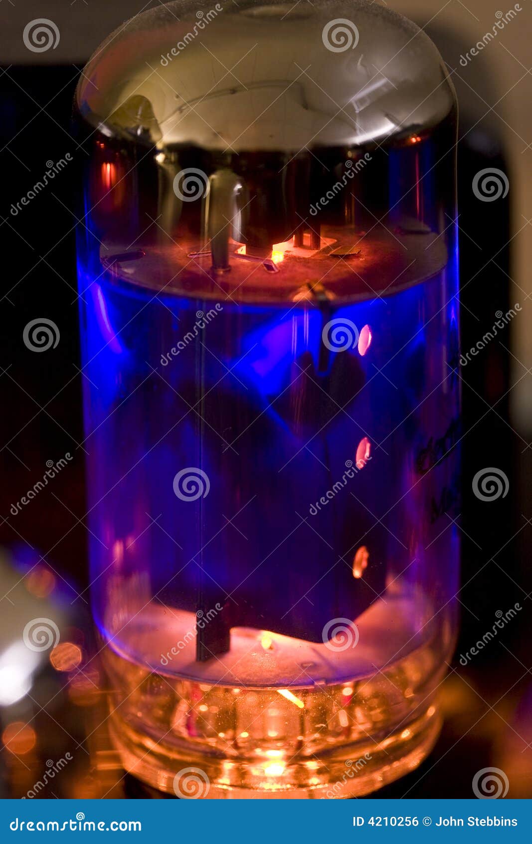 De Buis van het elektron stock foto. Image of straling - 4210256