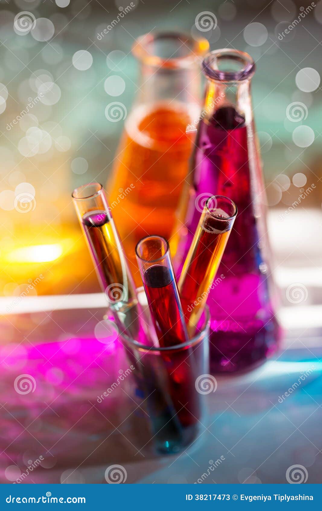 De Buizen in Het Laboratorium Stock Afbeelding - Image of wetenschap ...