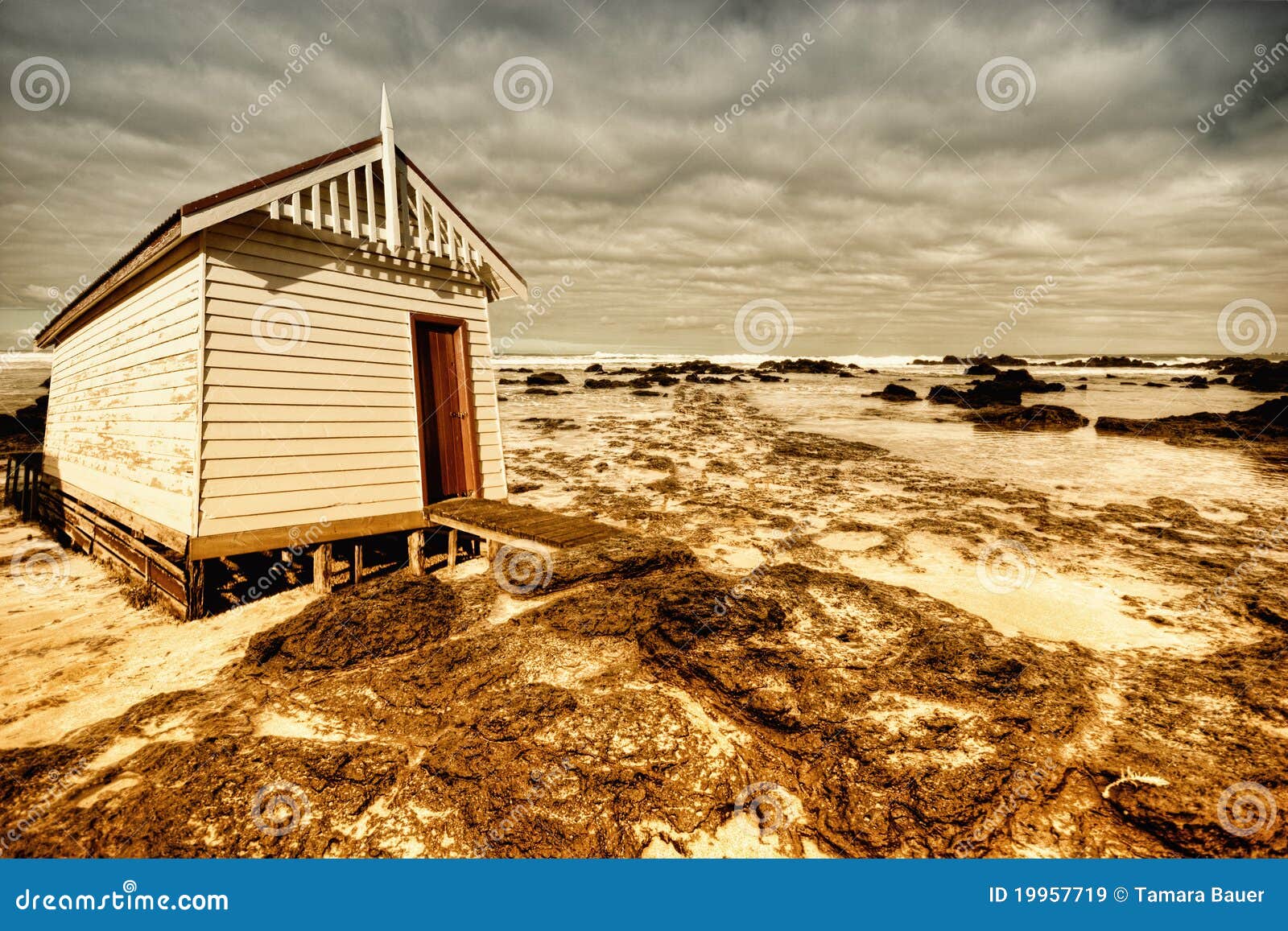 De cabine van het strand stock afbeelding. Image of huis - 19957719