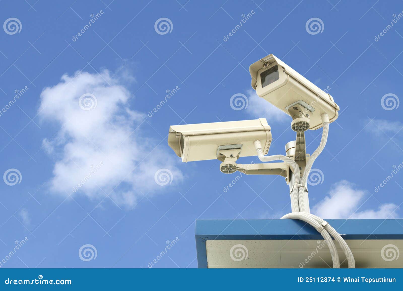 De Camera Van De Veiligheid Stock Foto - Image of camera, bescherm ...