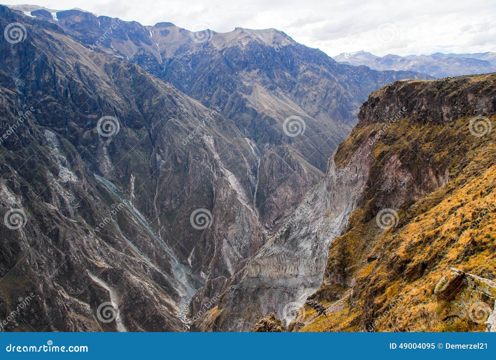 De canion van Colca, Peru stock afbeelding. Image of wandeling - 49004095