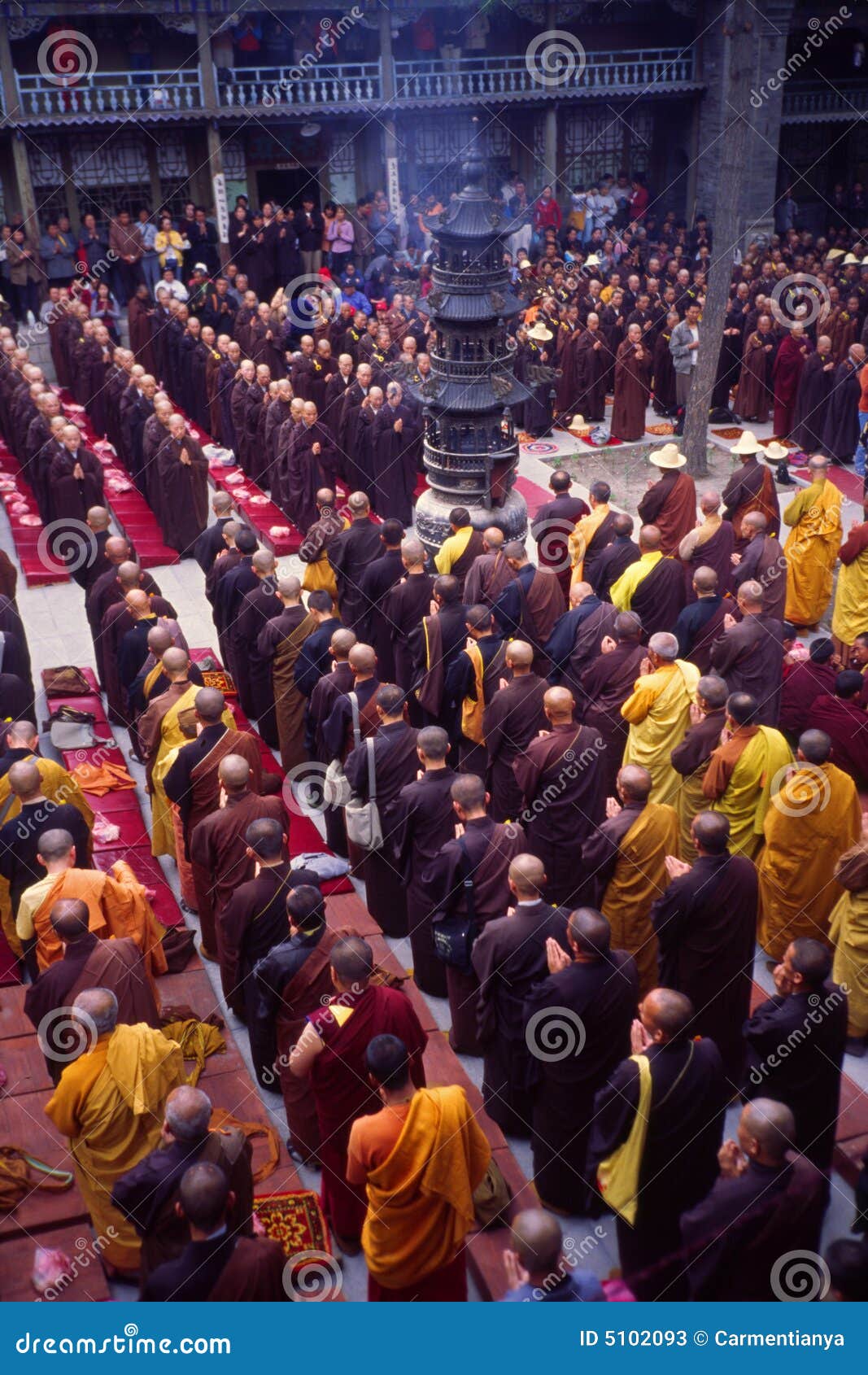 De Ceremonie Van Het Boeddhisme Redactionele Stock Foto - Image of ...