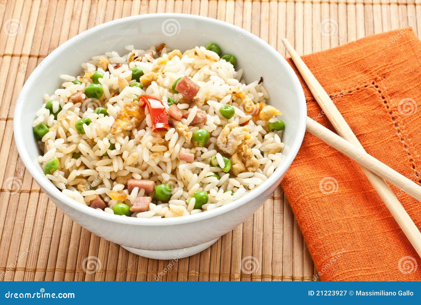 De Chinese Rijst Van Het Kanton Stock Afbeelding - Image of kubussen ...