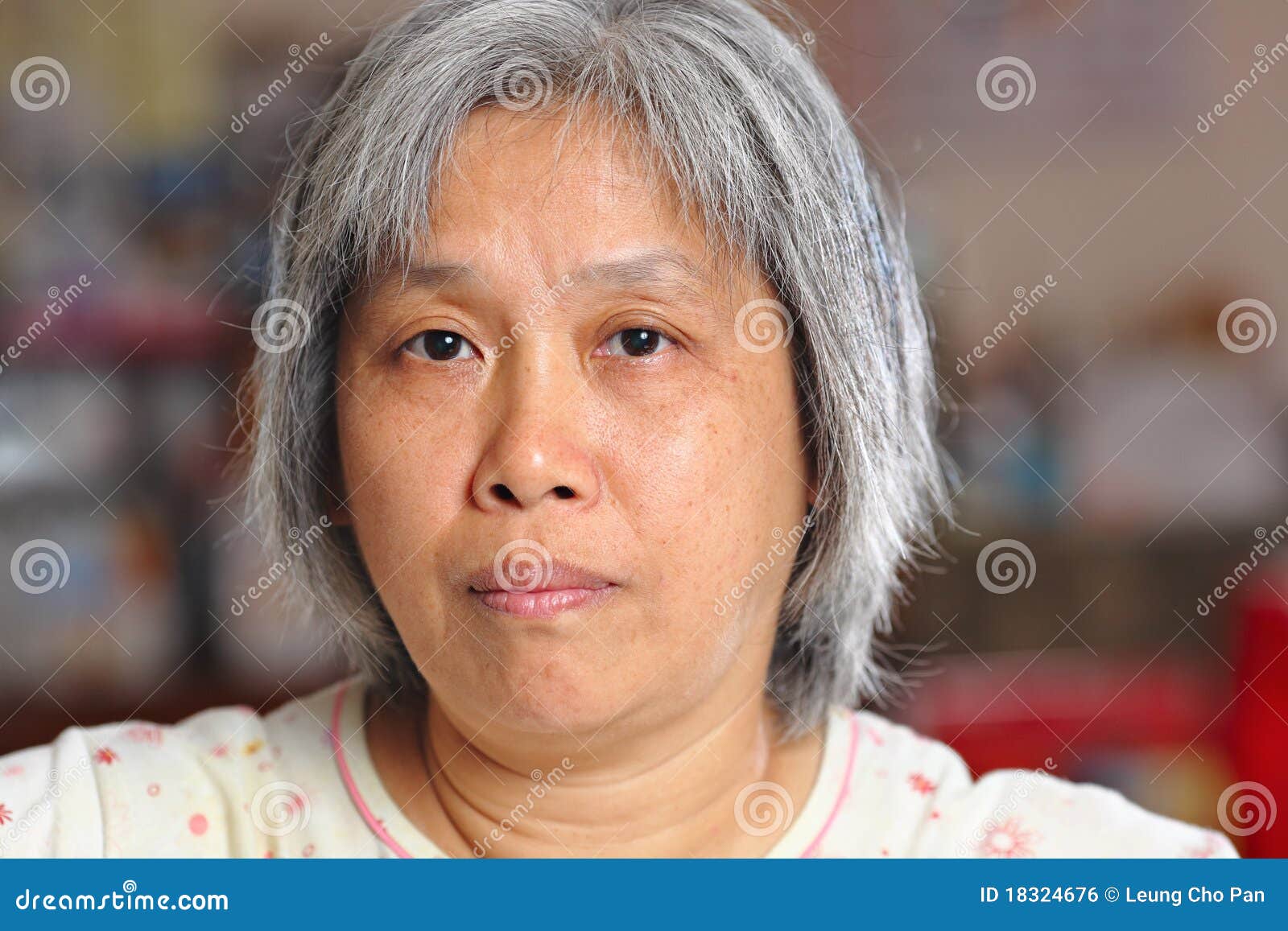 De Chinese Vrouw Van Middleage Stock Foto - Image of achtergrond, vrij ...