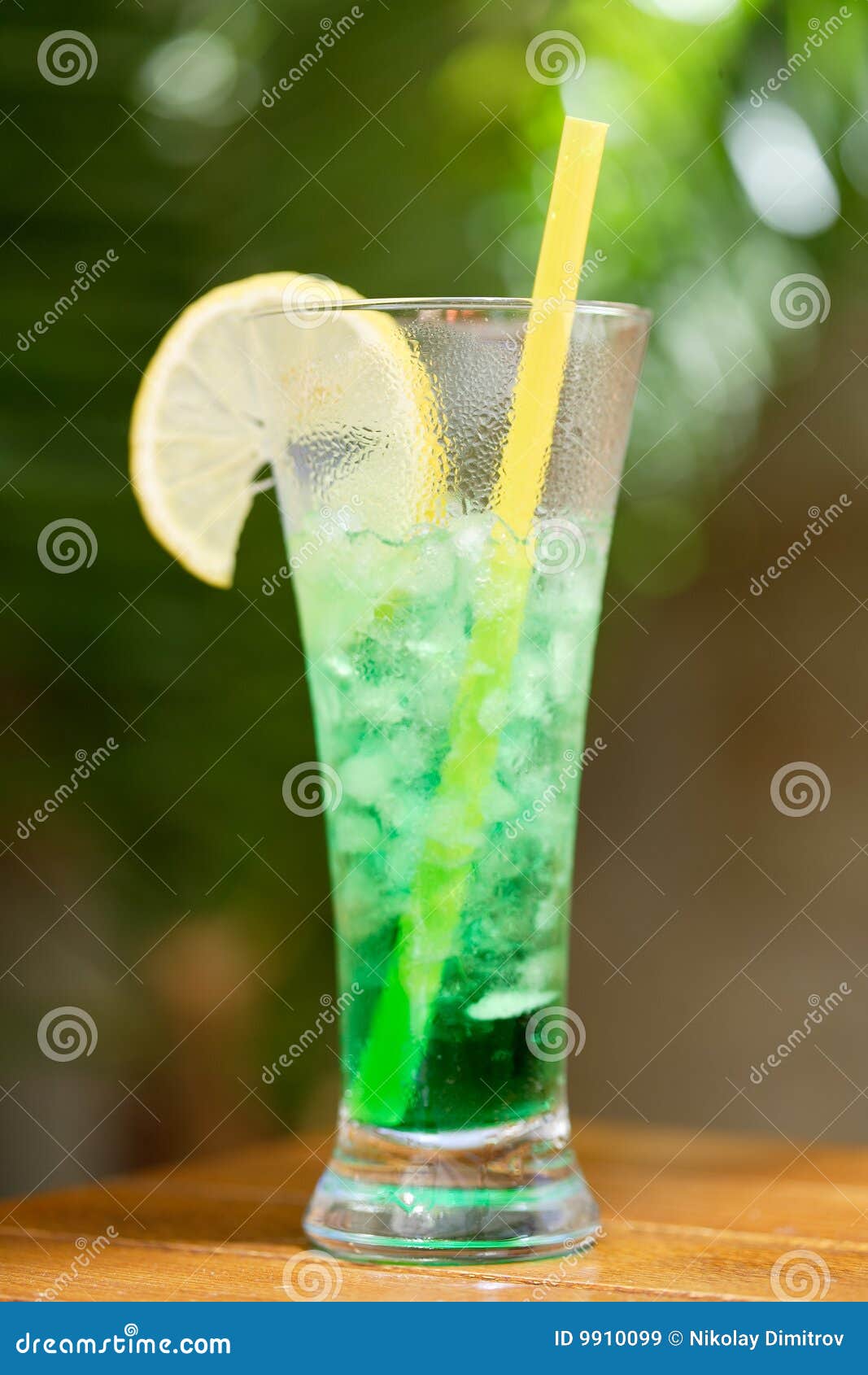 De Cocktail Van De Groene Munt Stock Afbeelding - Image of verfrissing ...