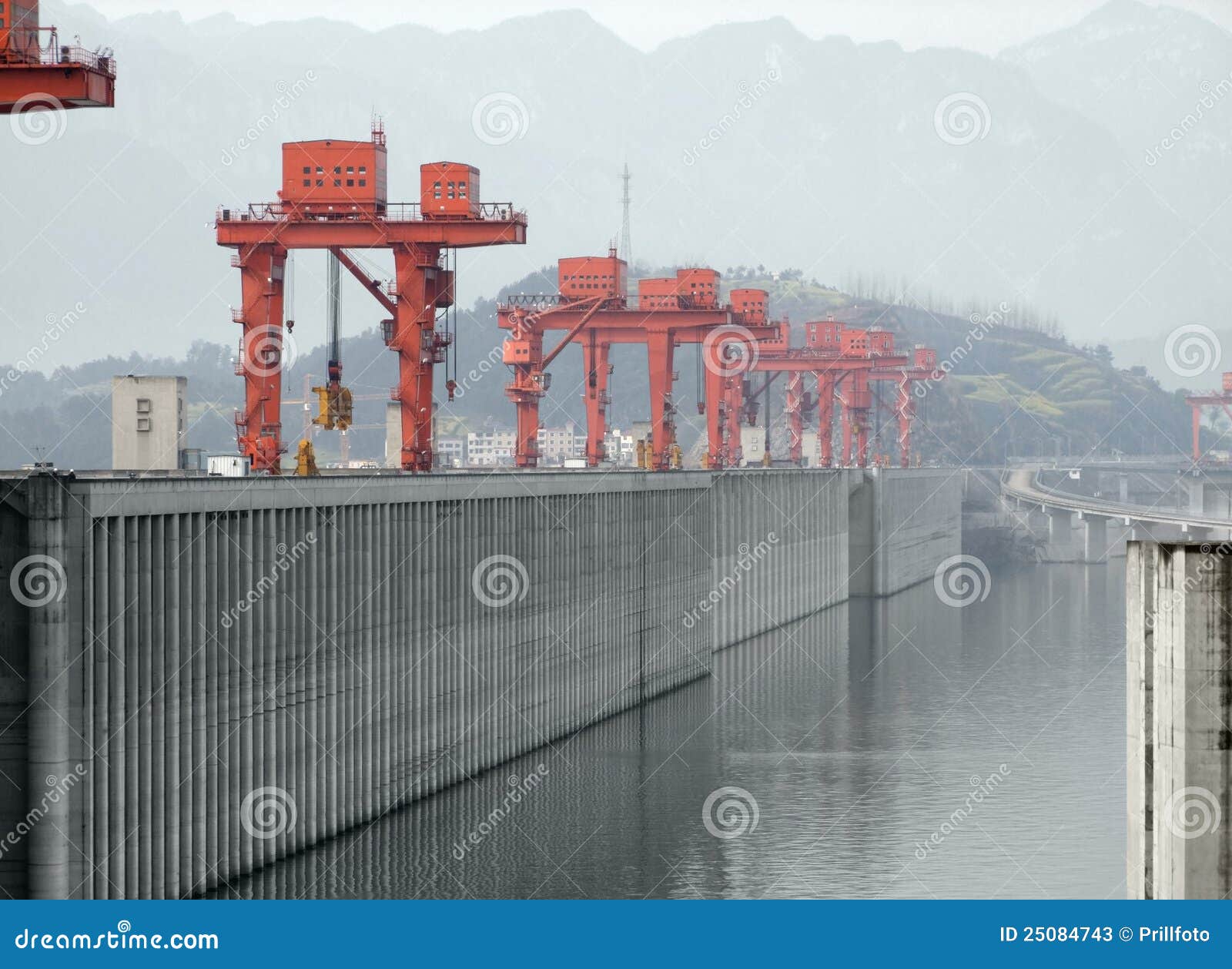 De Dam Van Drie Kloven in China Stock Afbeelding - Image of buitenkant, slot: 25084743