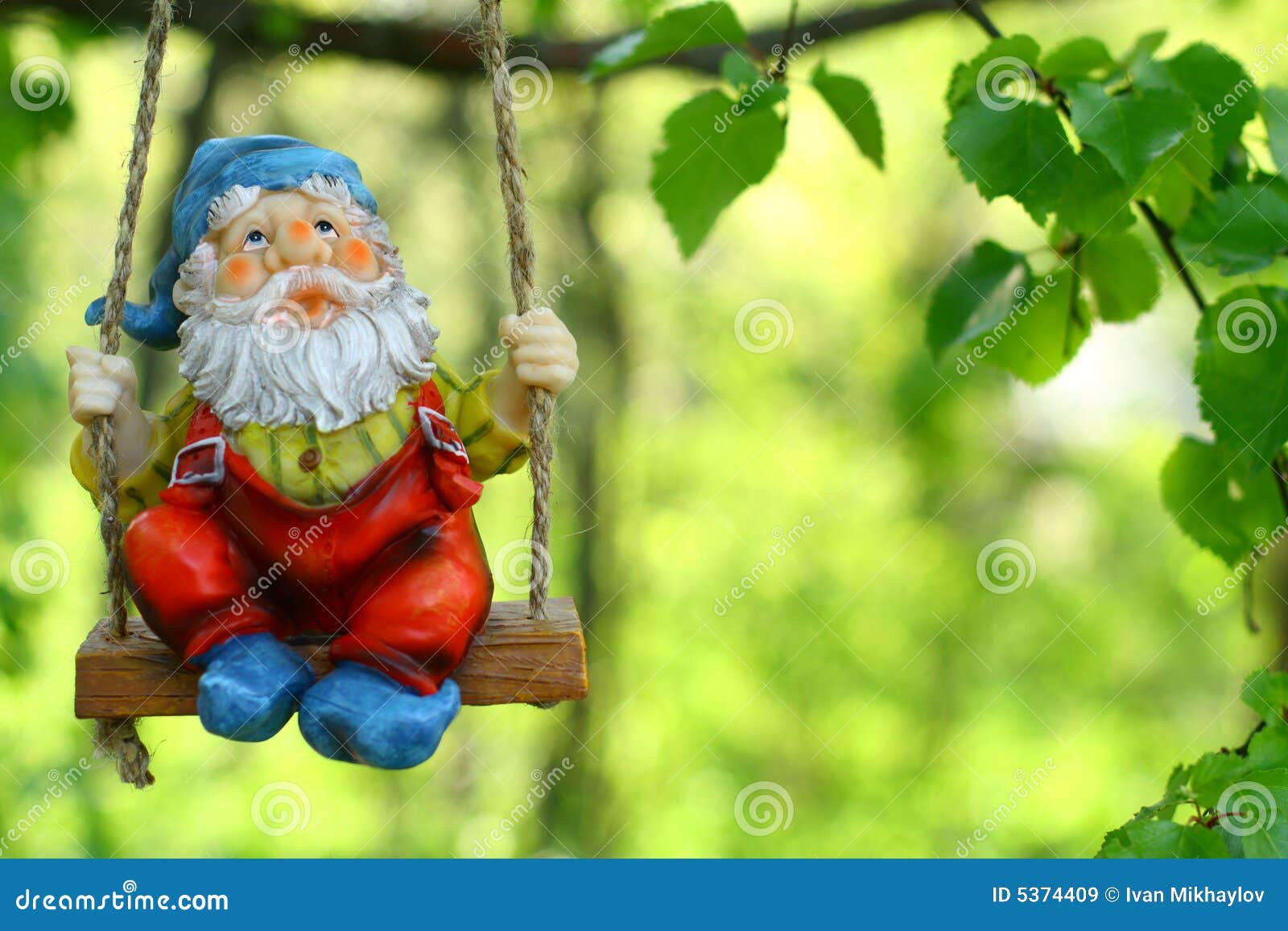 De dwerg van de tuin stock afbeelding. Image of dwerg - 5374409