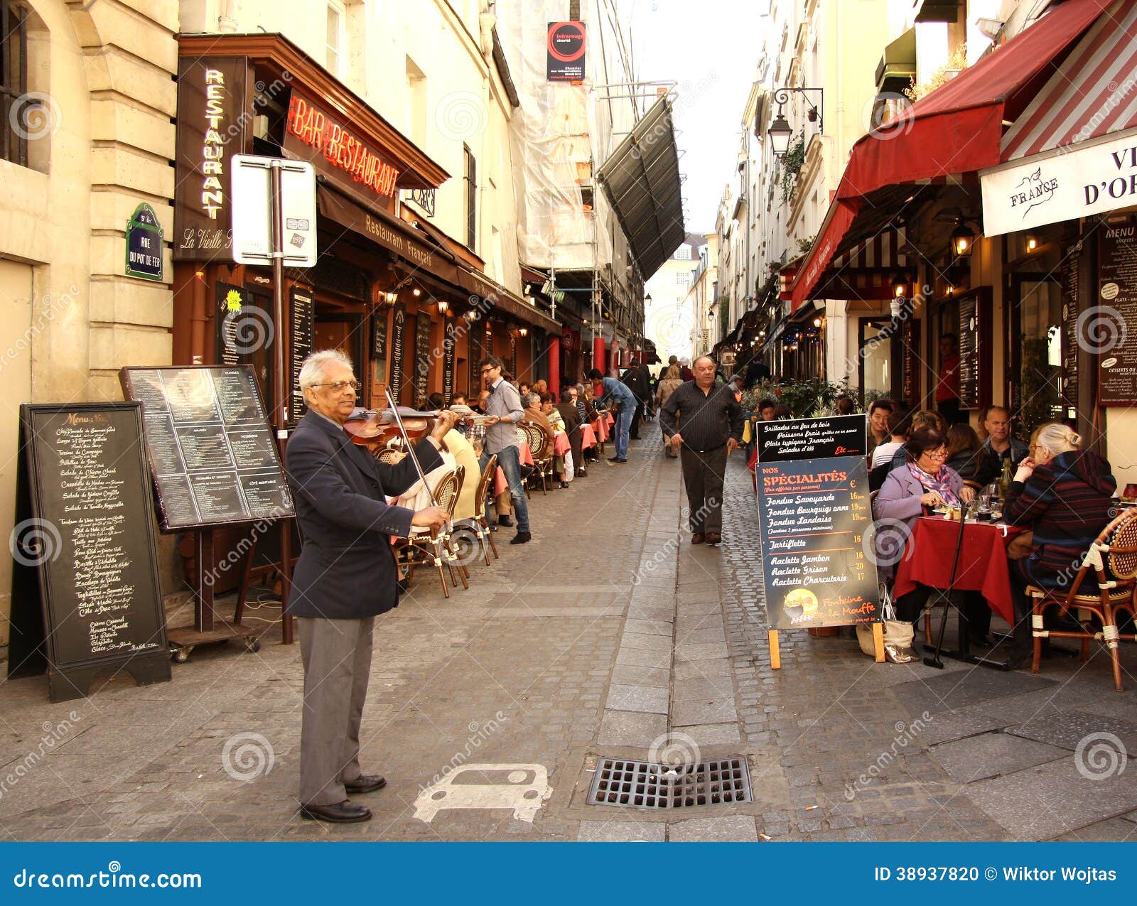 De Fer Rue du Pot in Paris redaktionelles bild. Bild von frankreich ...