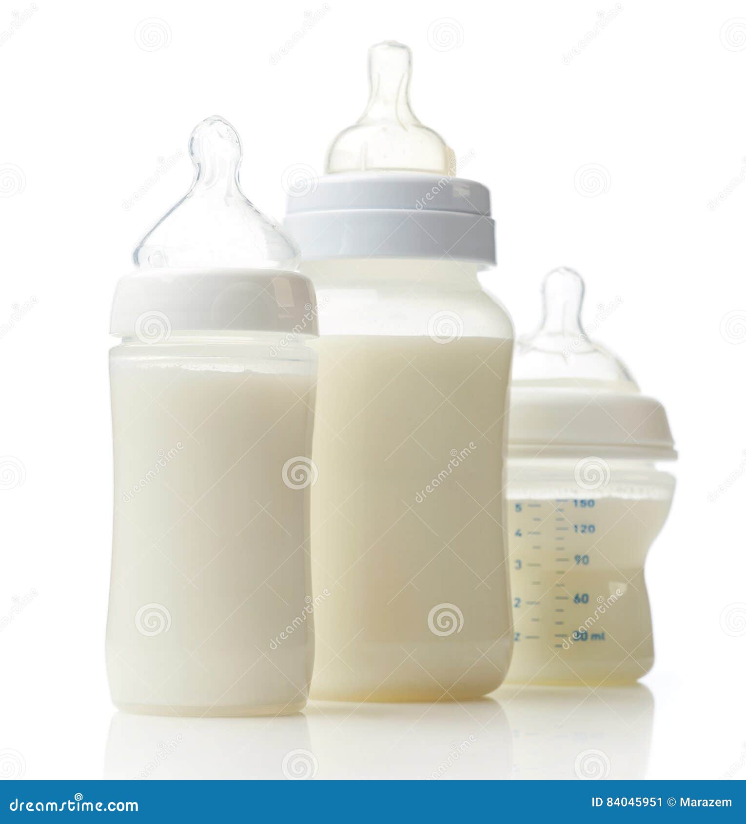 De flessen van de babymelk stock afbeelding. Image of voeding - 84045951