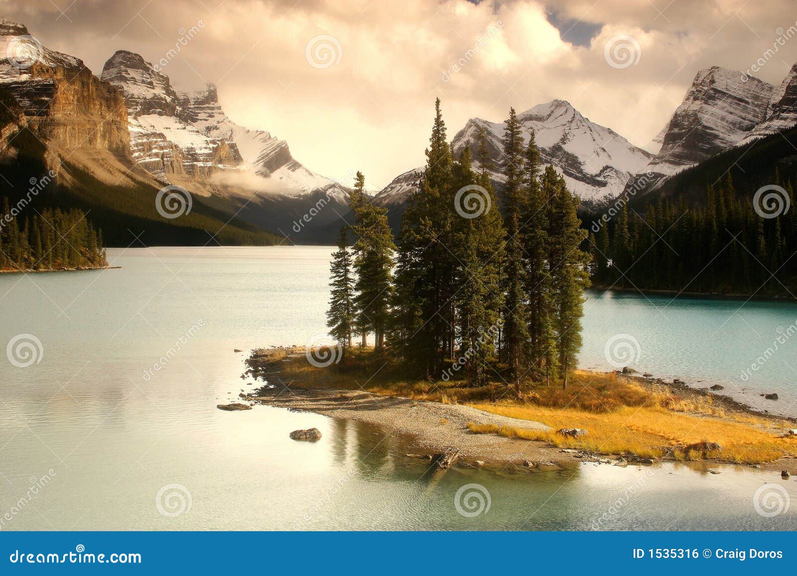 In de Geest stock foto. Image of eiland, jaspis, bergen - 1535316