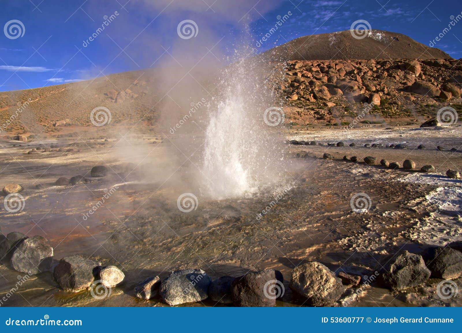 De Geisers Van Gr Tatio in Atacama, Chili Stock Afbeelding - Image of ...