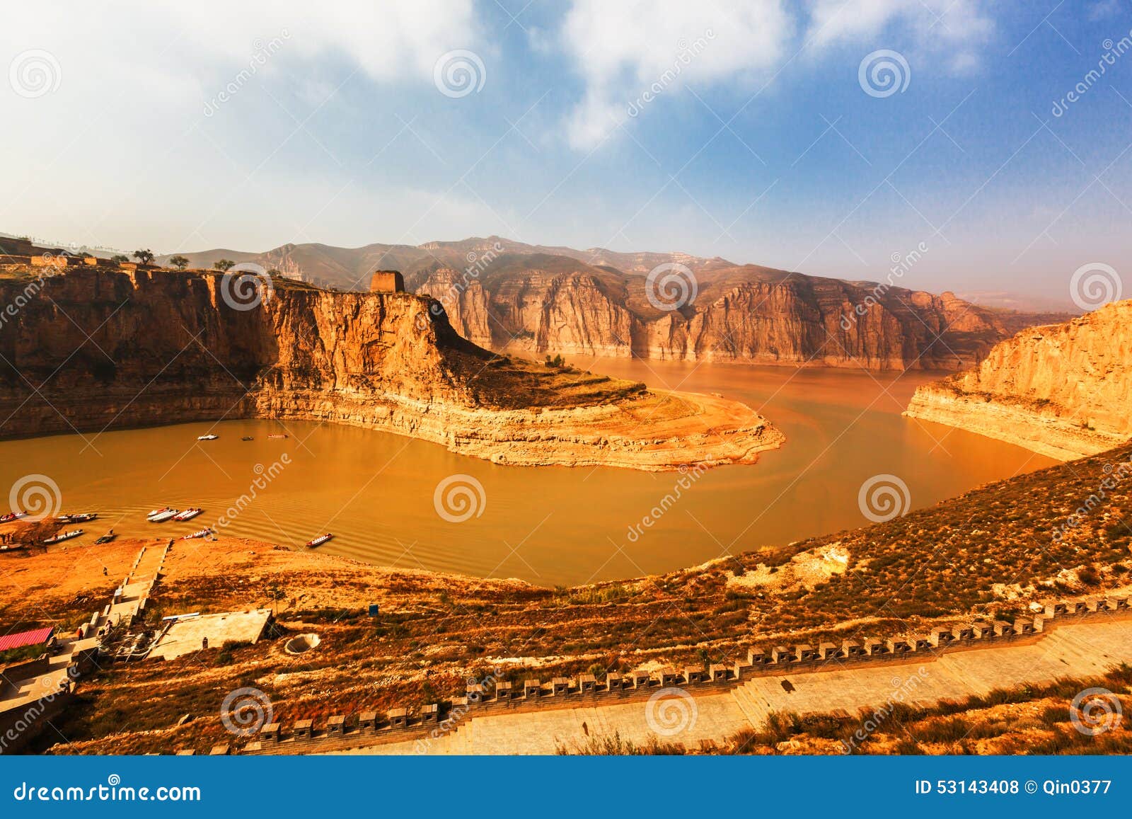 De Gele Rivier in China redactionele stock foto. Image of openlucht ...