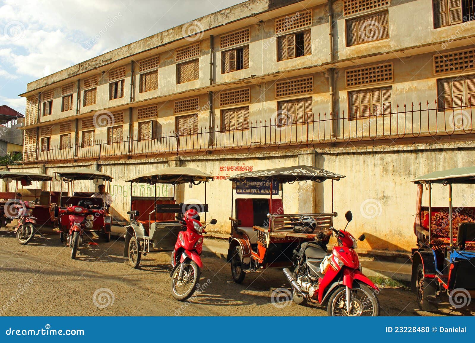 De Gevangenis Van Rode Khmer, Phnom Penh Redactionele Afbeelding ...