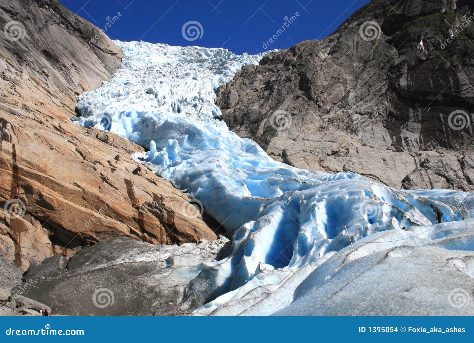 De gletsjer stock foto. Image of schoonheid, koel, klimaat - 1395054