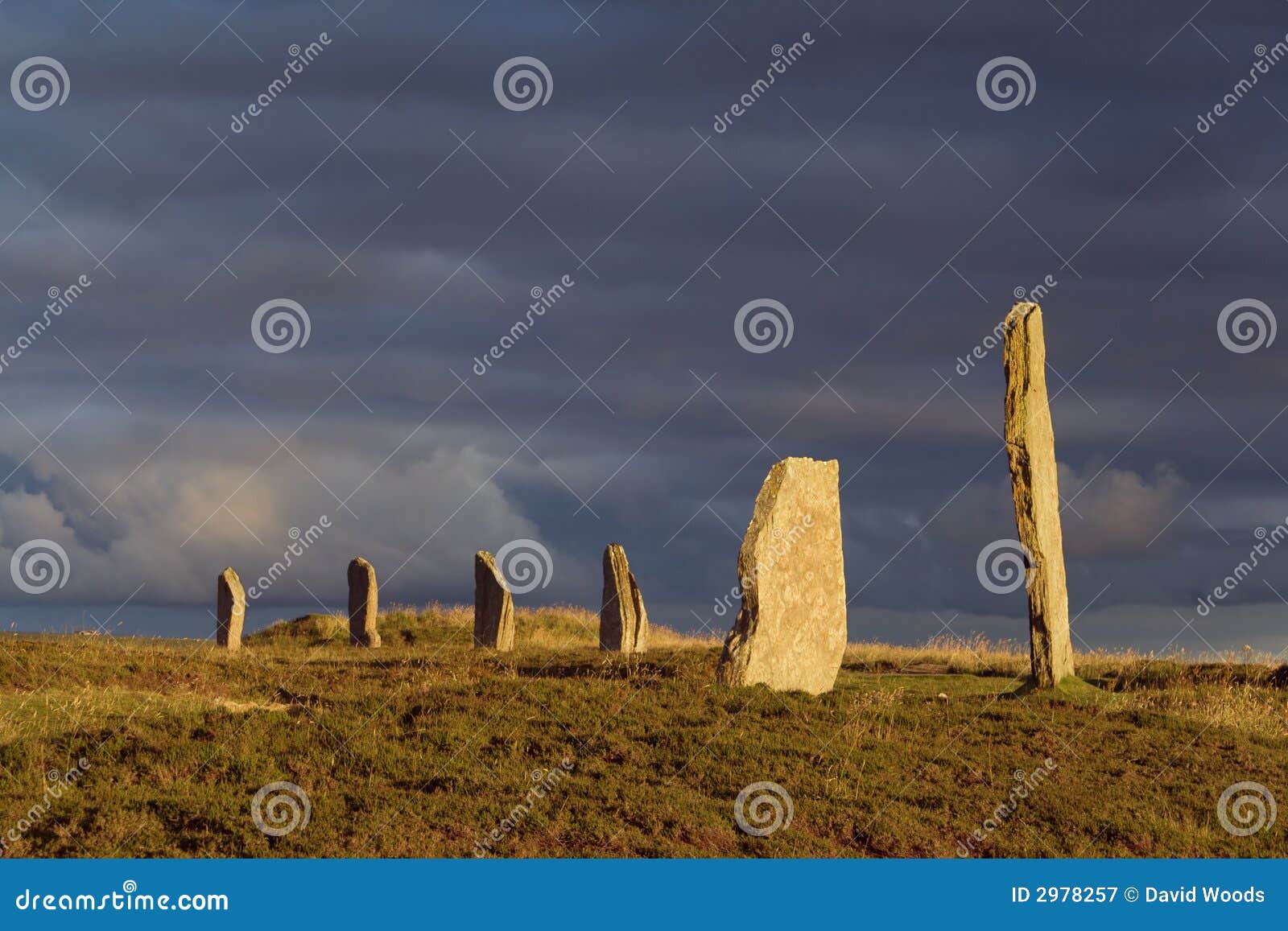 De gloed van Brodgar stock afbeelding. Image of obelisk - 2978257