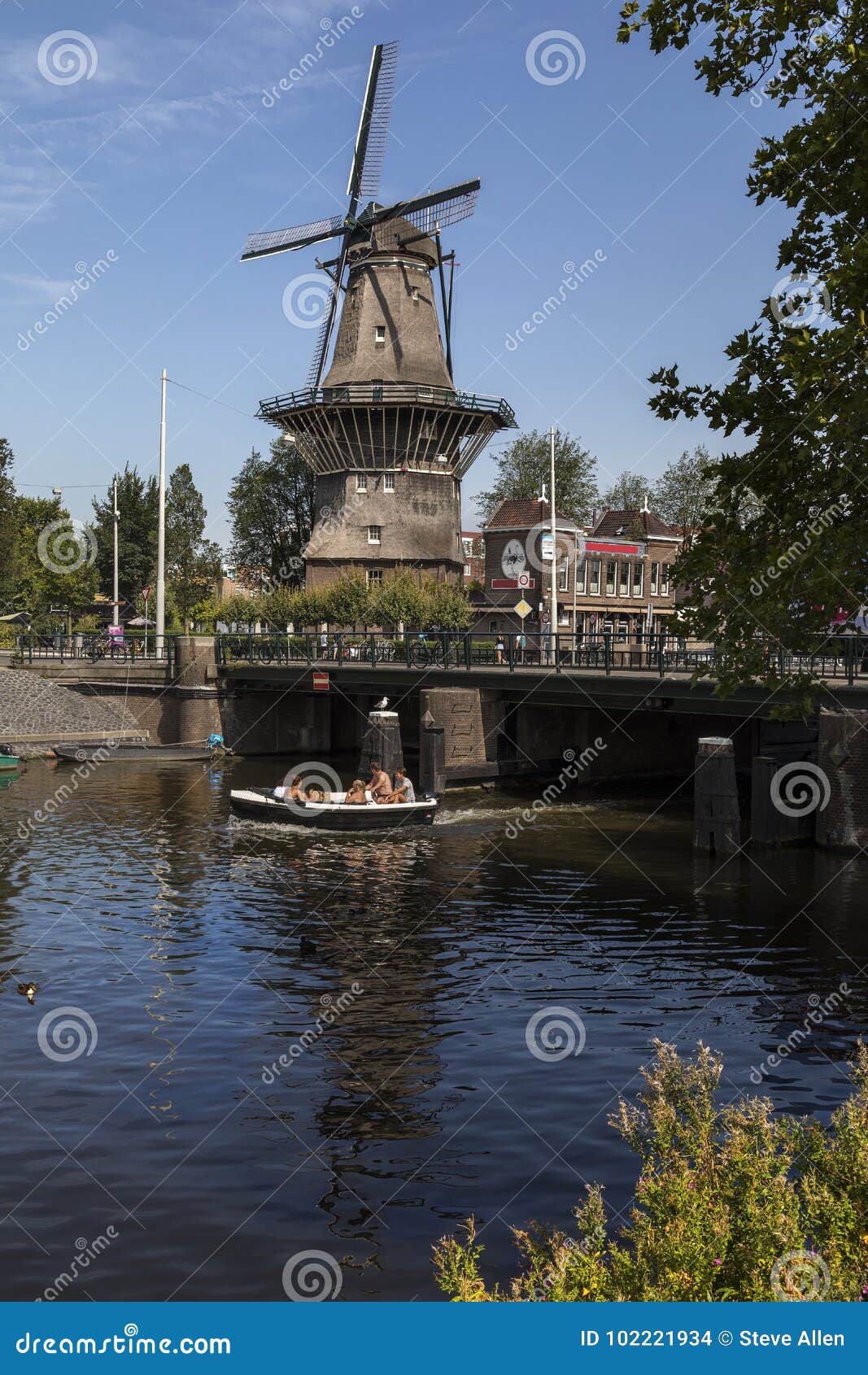 Amsterdam De Gooyer Molen Stock Photos - Free & Royalty-Free Stock ...