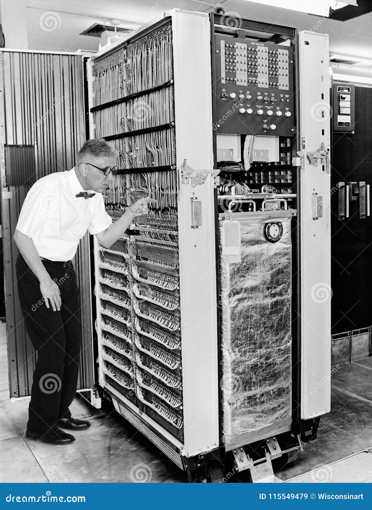 De Grappige Wetenschapper Van Computernerd, Uitstekende Technologie ...