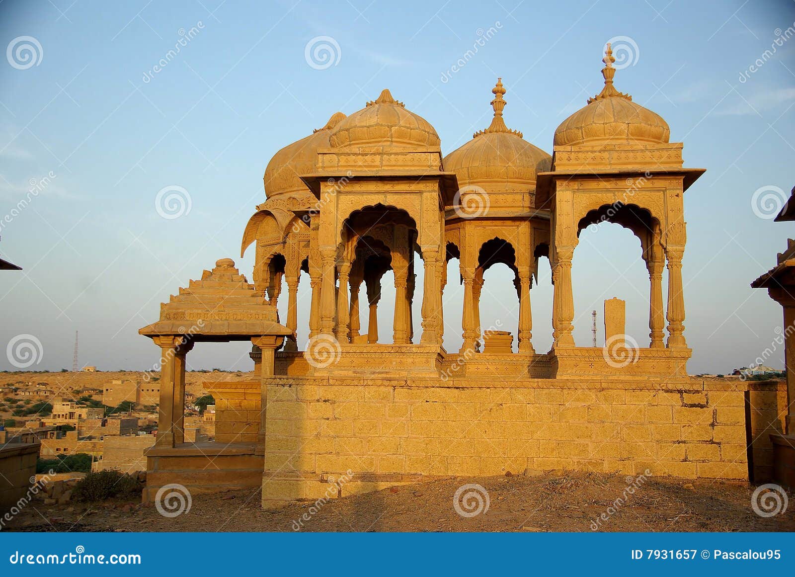 De Graven Van Rajput, Rajasthan Stock Afbeelding - Image of hindoeïsme ...