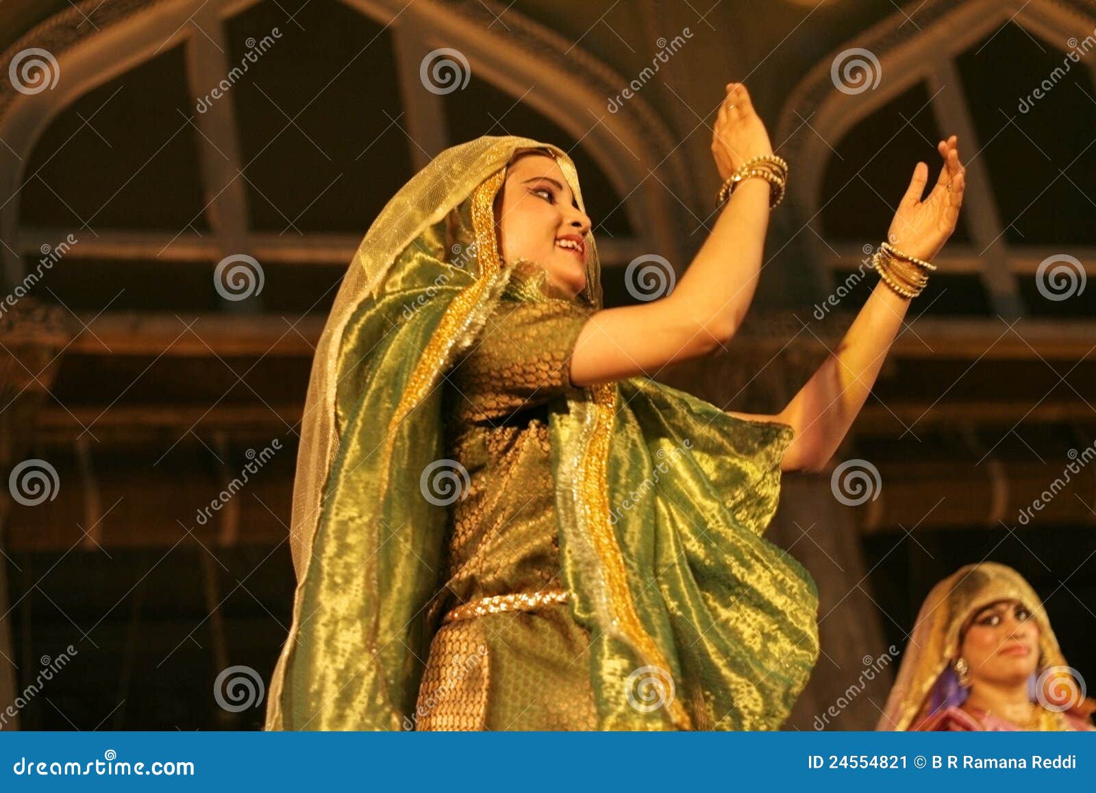 De Groep Van Dans-Pandit Birju Maharaj Van Kathak Redactionele Foto ...