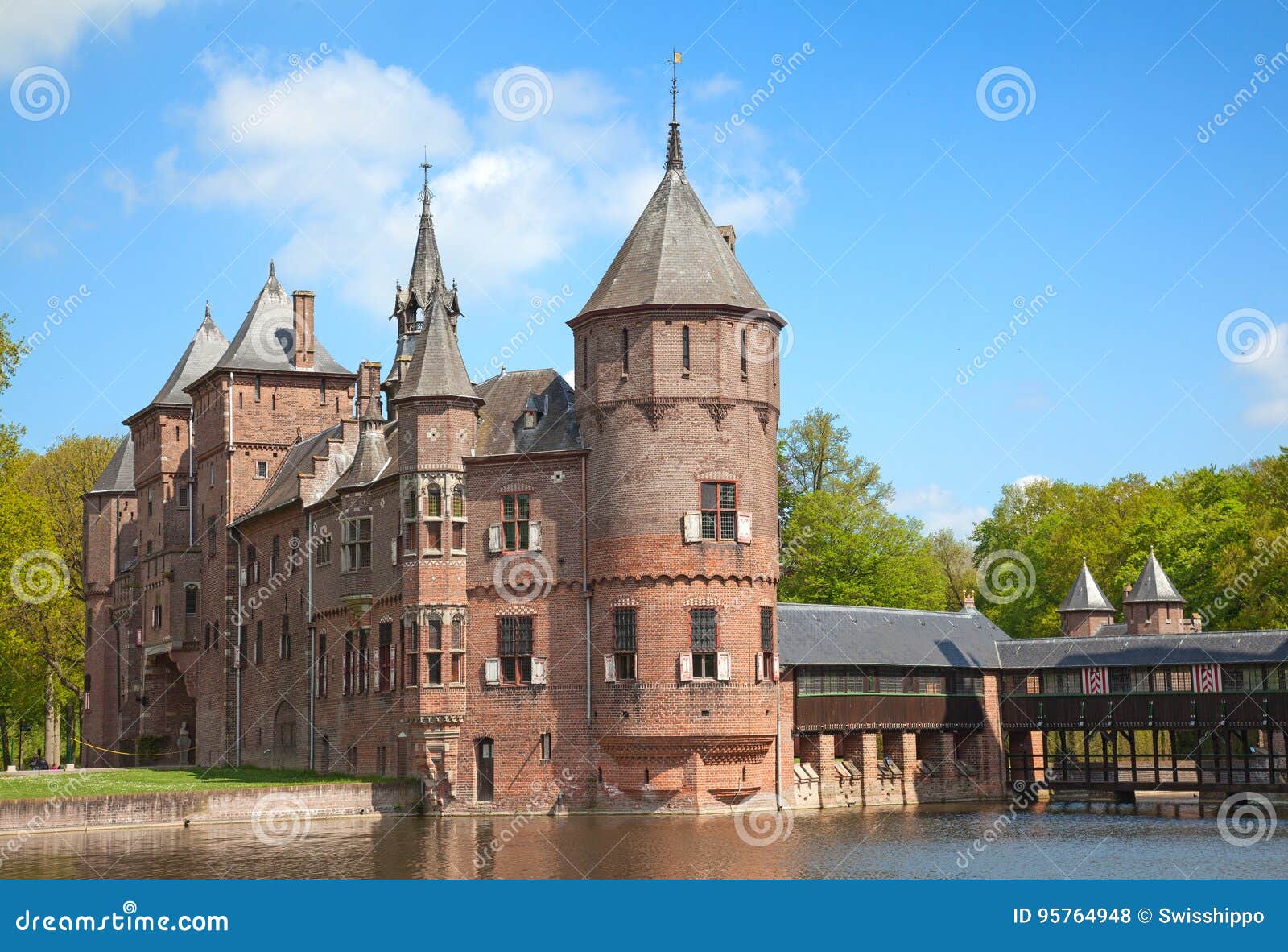 De Haar castle editorial stock photo. Image of european - 95764948