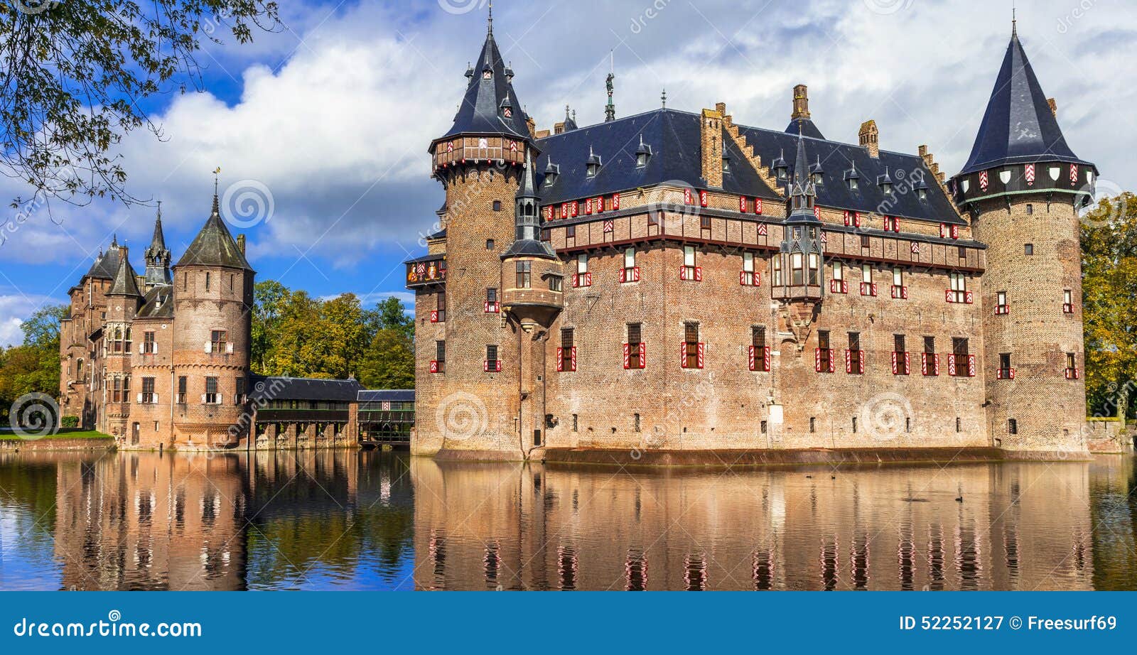 De Haar castle, Holland editorial photography. Image of beautiful ...