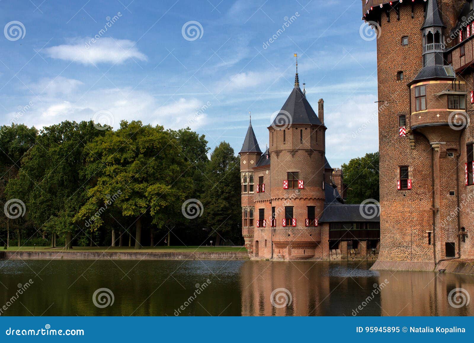 De Haar Castle in Netherlands Editorial Image - Image of aerial ...
