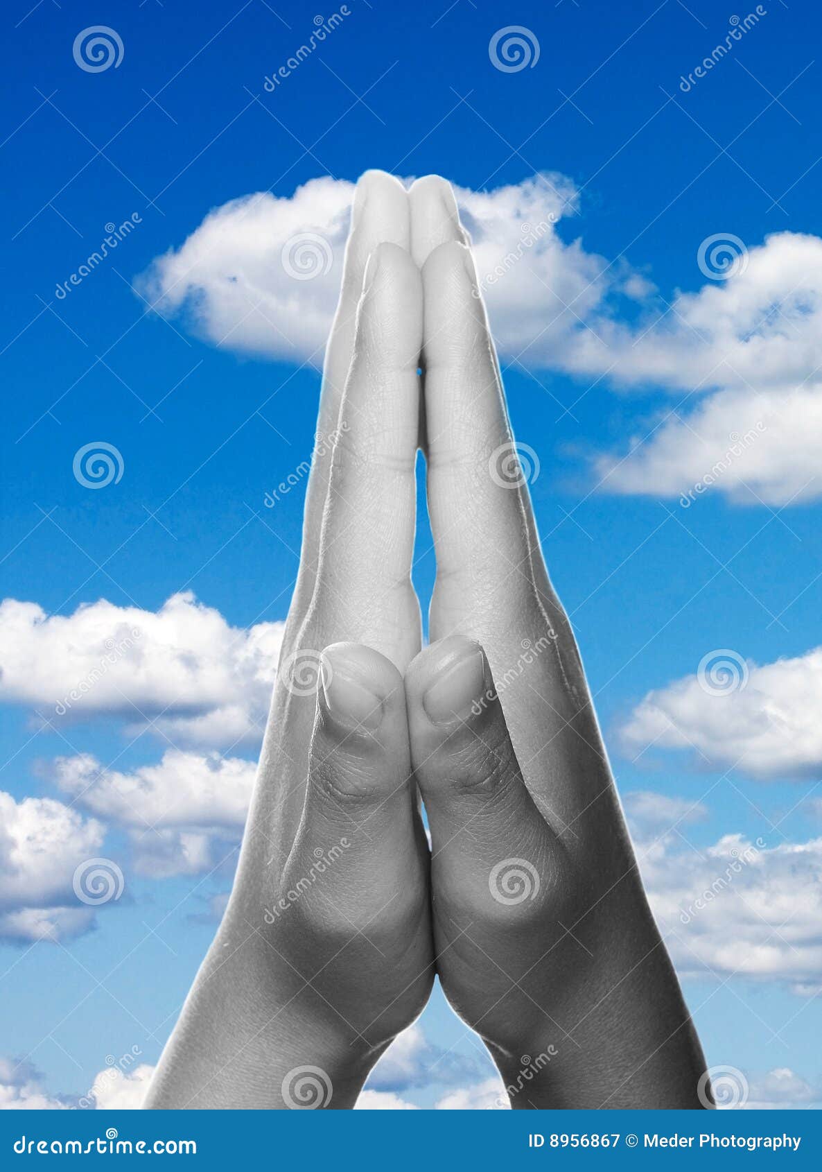 De handen clasped in gebed stock afbeelding. Image of hindoes - 8956867