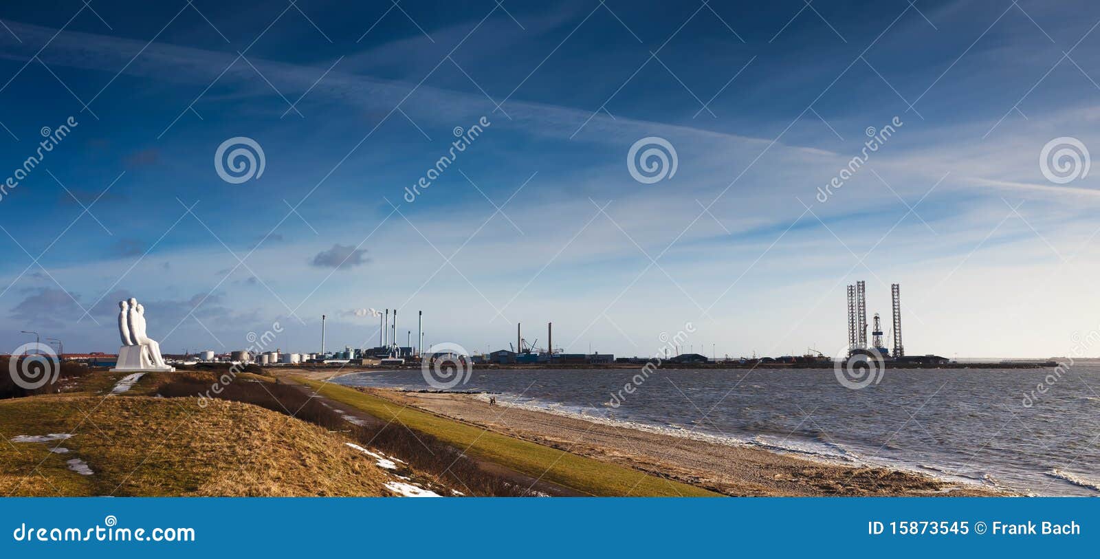 De Haven Van Esbjerg, Denemarken Met Op Zee Mensen Stock Afbeelding ...