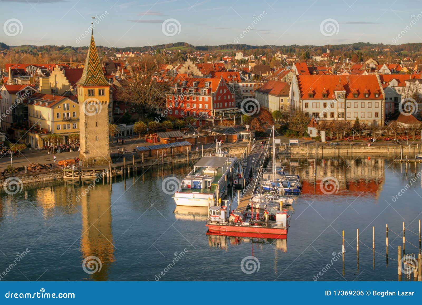 De Haven Van Lindau Op Bodensee, Duitsland Stock Foto - Image of gouden ...
