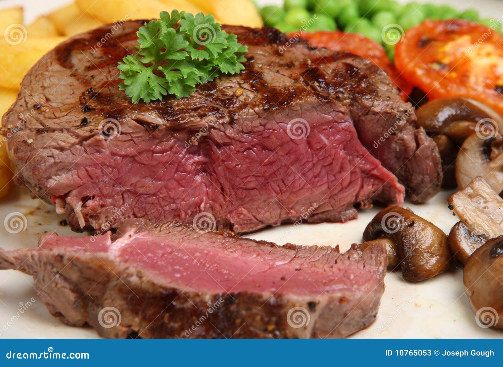 De Het Zeldzame Lapje Vlees & Spaanders Van De Filet Stock Afbeelding ...