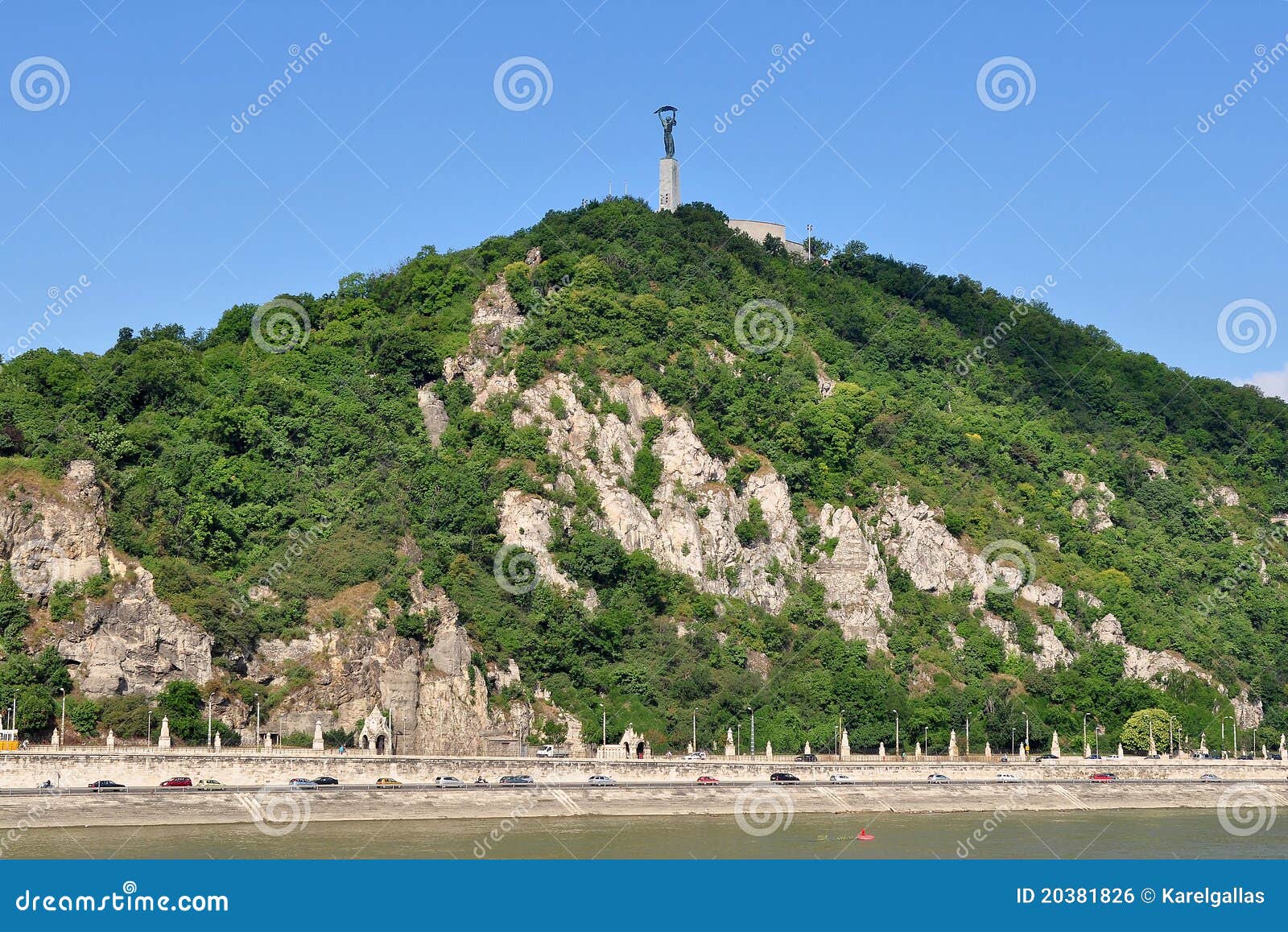 De Heuvel Van Gellert in Boedapest Stock Foto - Image of heuvel, groen ...