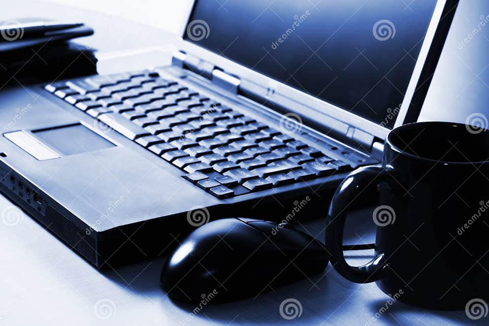 De Hoogste Computer Van De Overlapping Stock Afbeelding - Image of muis ...