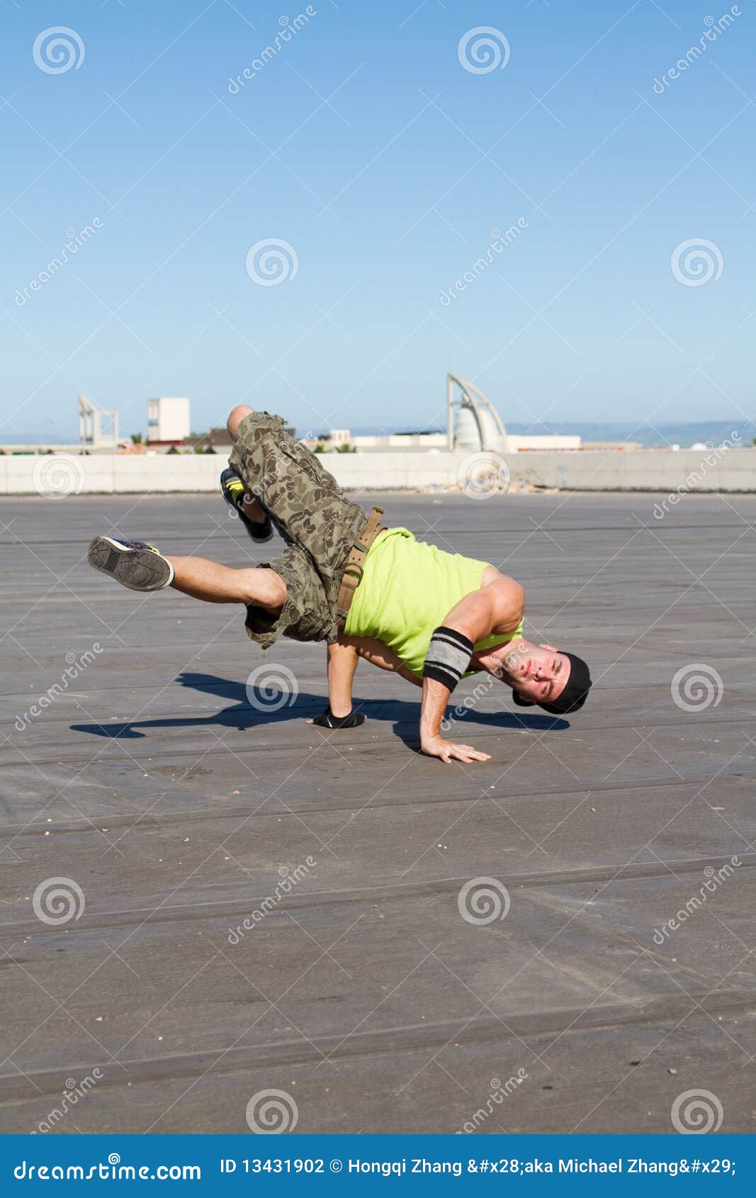 De Hop Van De Heup Het Dansen Stock Foto - Image of spier, danser: 13431902