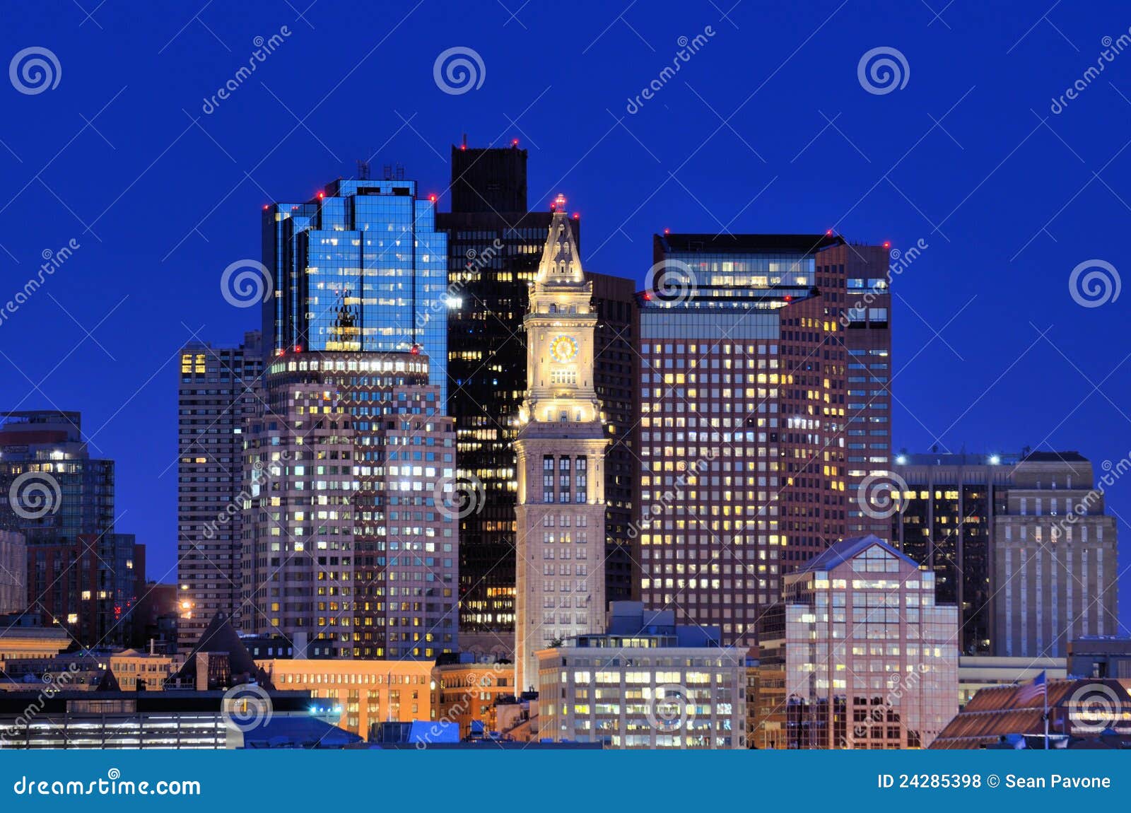 De Horizon van Boston stock foto. Image of zaken, ligplaats - 24285398